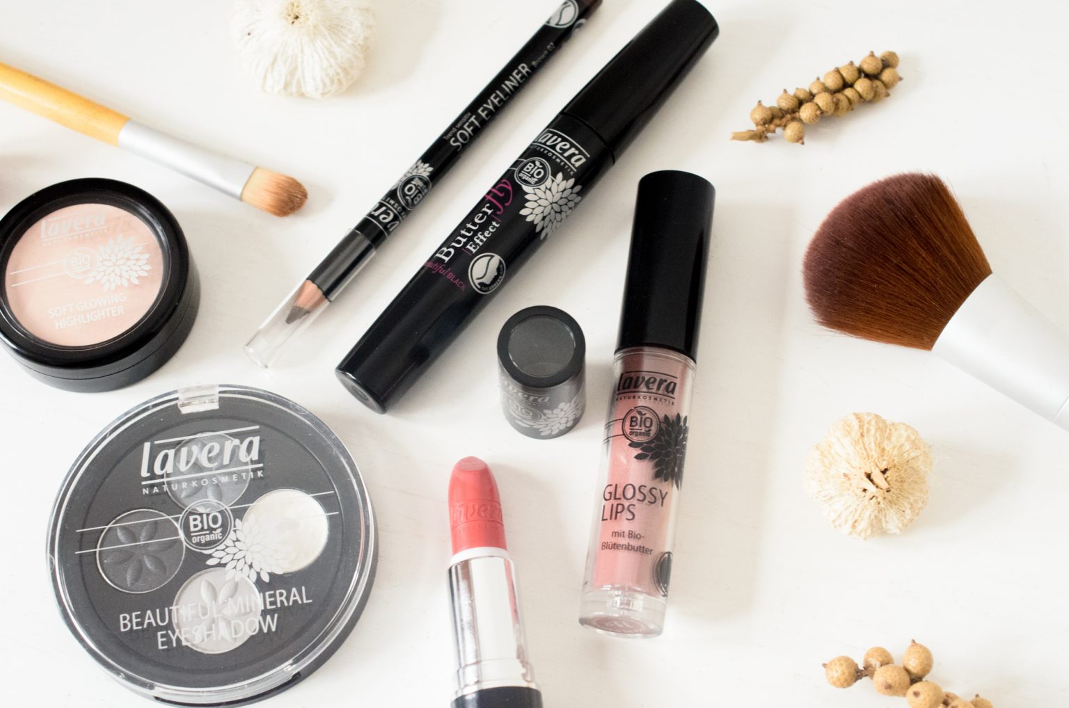 Lavera makeup review – Natural Beauty with Baby